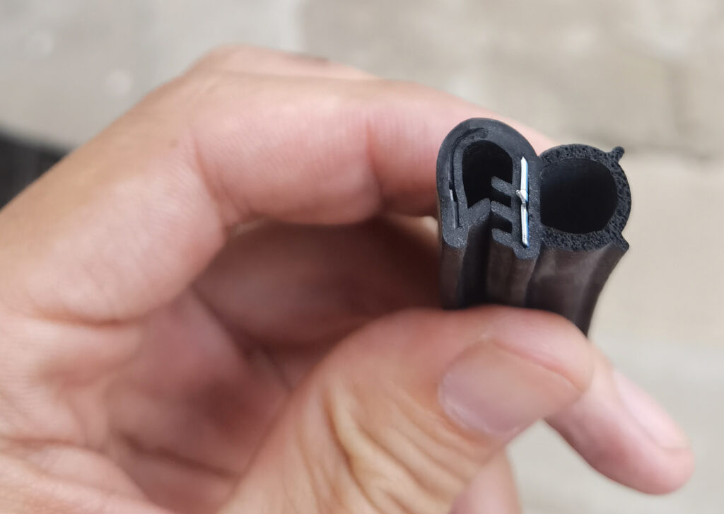 Edge Protection Profiles and Edge Protection Seal Profiles | China Factory